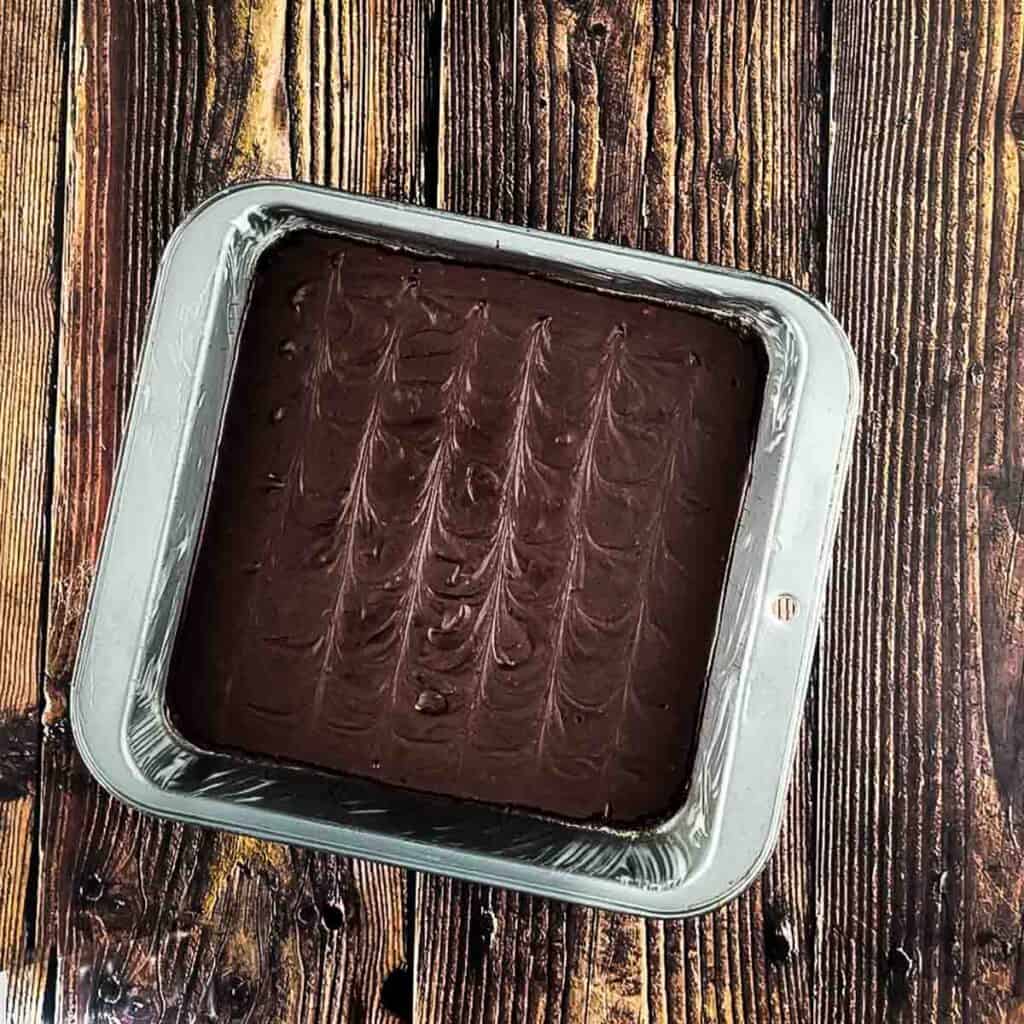 Easy 2-Ingredient Chocolate Fudge Using Frosting